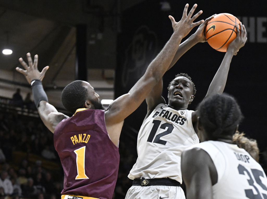Da Silva scores 17 points to lead No. 18 Colorado past pesky Iona 85-68 ...