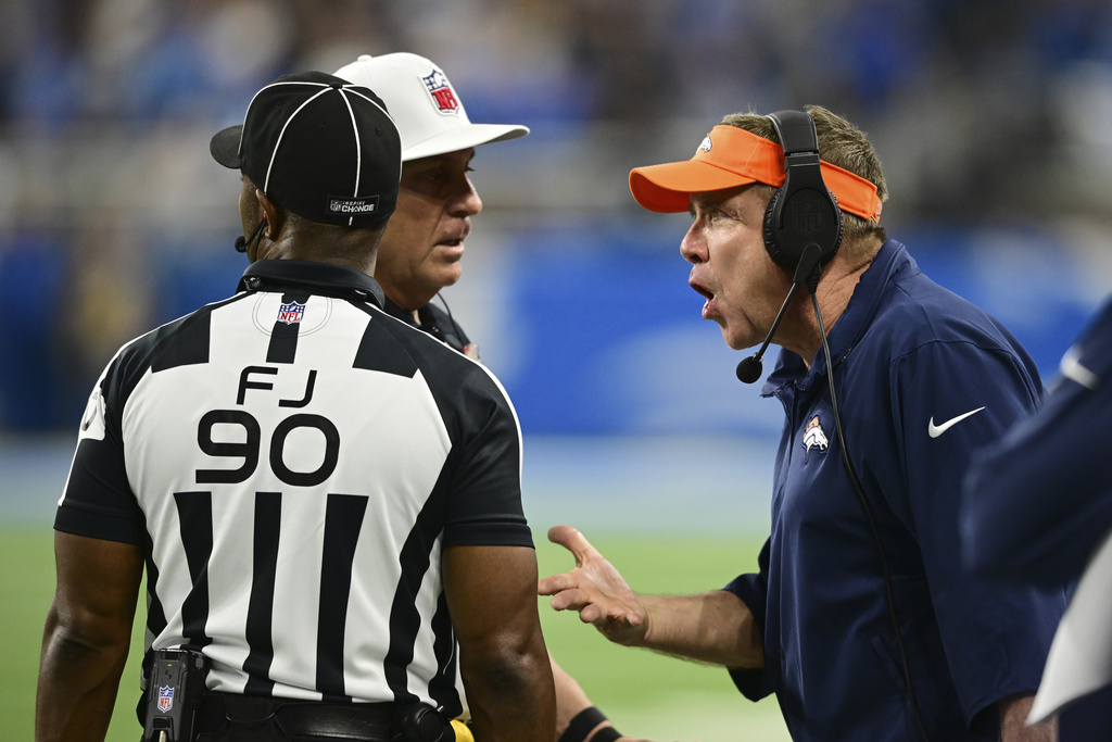 Broncos coach Sean Payton screamed at QB Russell Wilson on sideline ...