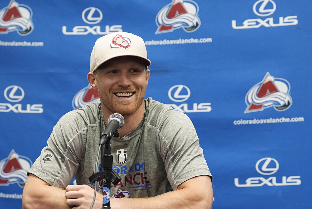 Avs captain Landeskog looking to return next season after missing 2 ...