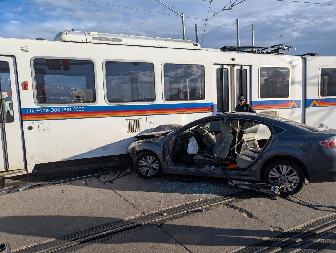 Christmas shooting in Aurora ends in light-rail car crash, police say ...