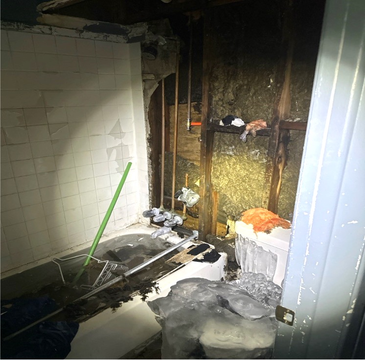 Aurora closes notorious 'Edge at Lowry' apartments after months of ...