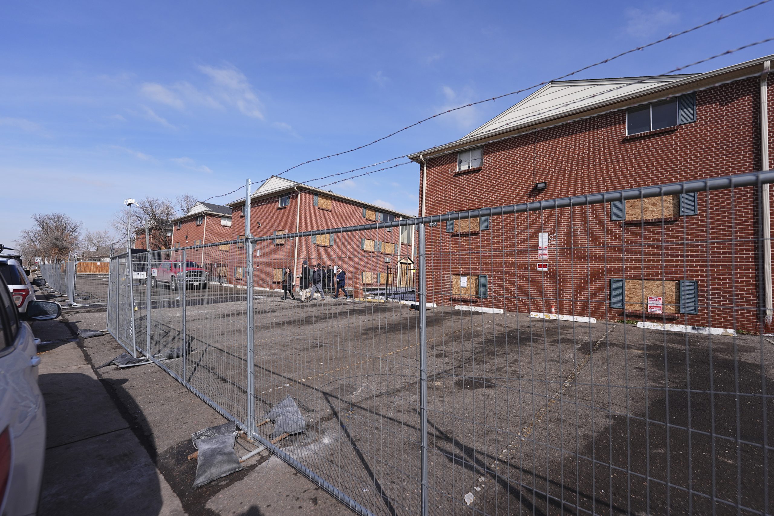 Aurora considering lawsuit settlement with Edge at Lowry apartment ...