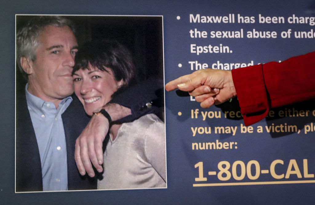 Epstein's former girlfriend told Justice Department she did not see ...