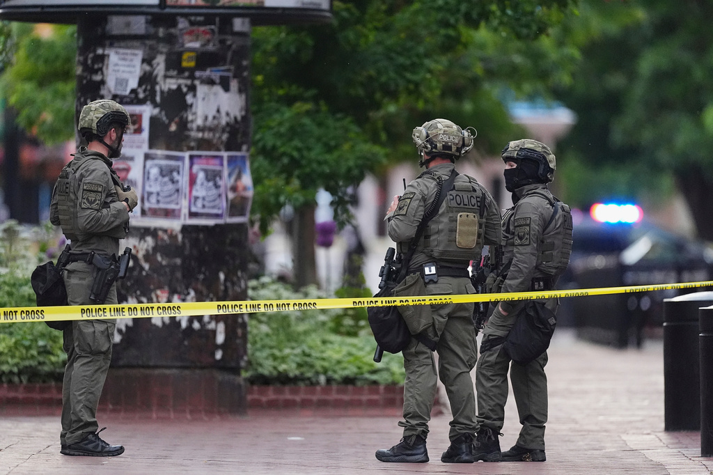 Man who firebombed a demonstration in Boulder, killing 1, is sentenced ...